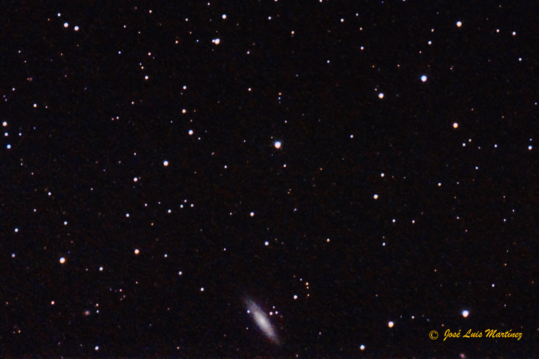 NGC 5560, NGC 5566, NGC 5569 y NGC 5577, 3+1 galaxias en Virgo ...